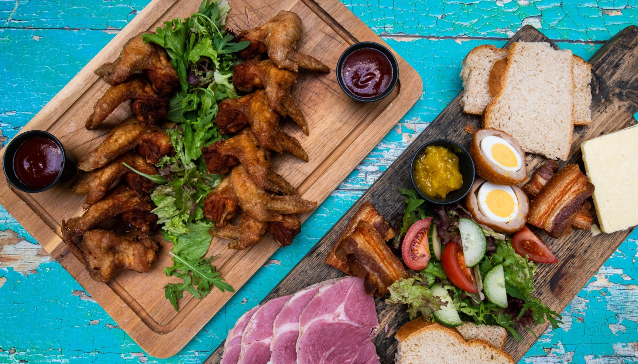 Bar & Restaurant in Pangbourne, Berkshire - The Elephant